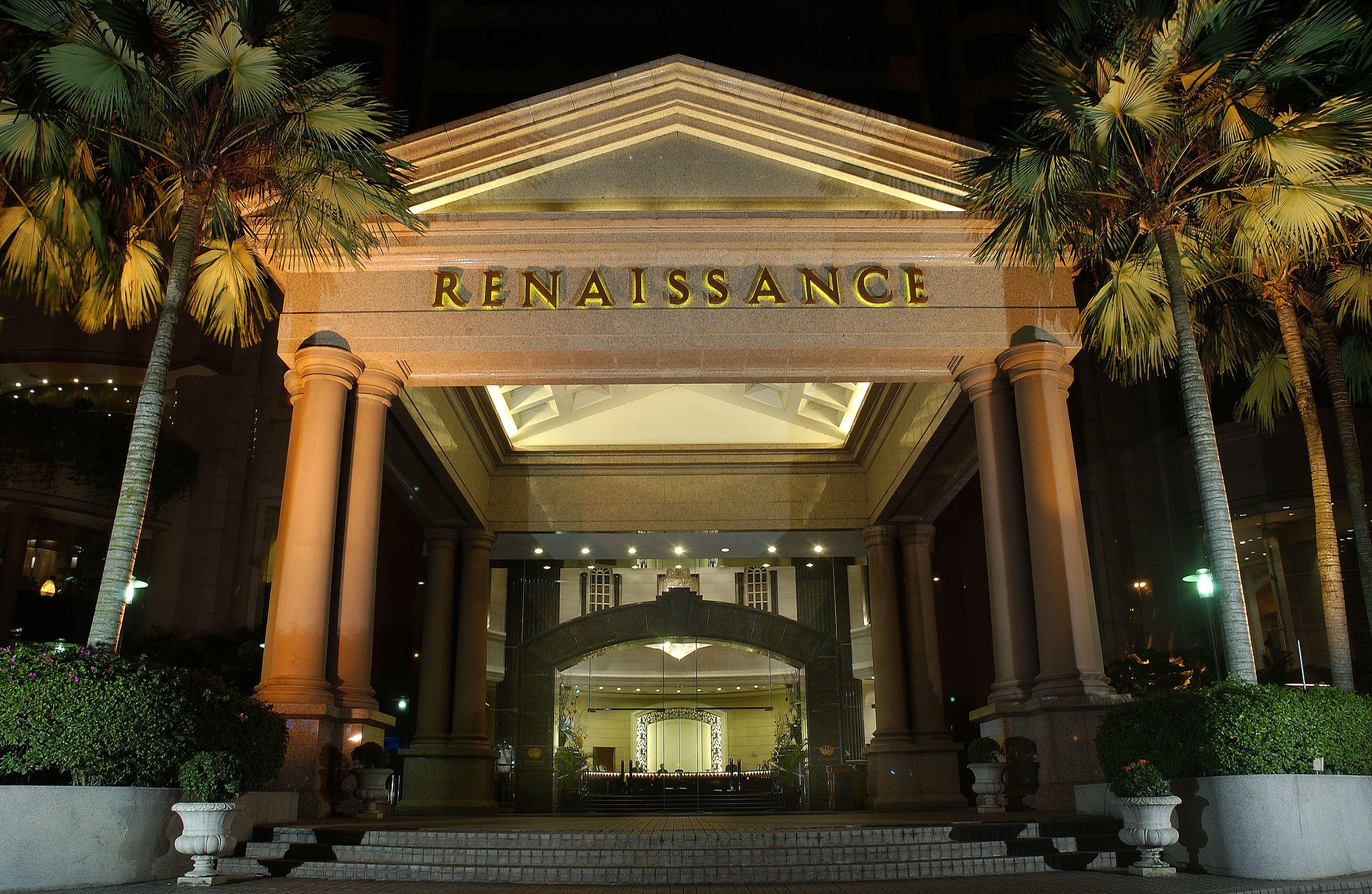 RENAISSANCE KUALA LUMPUR HOTEL KUALA LUMPUR | GREAT PRICES, BOOK AND SAVE